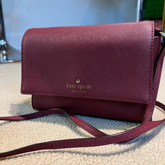 kate spade | Bags | Kate Spade Cedar Street Magnolia Crossbody Bag ...